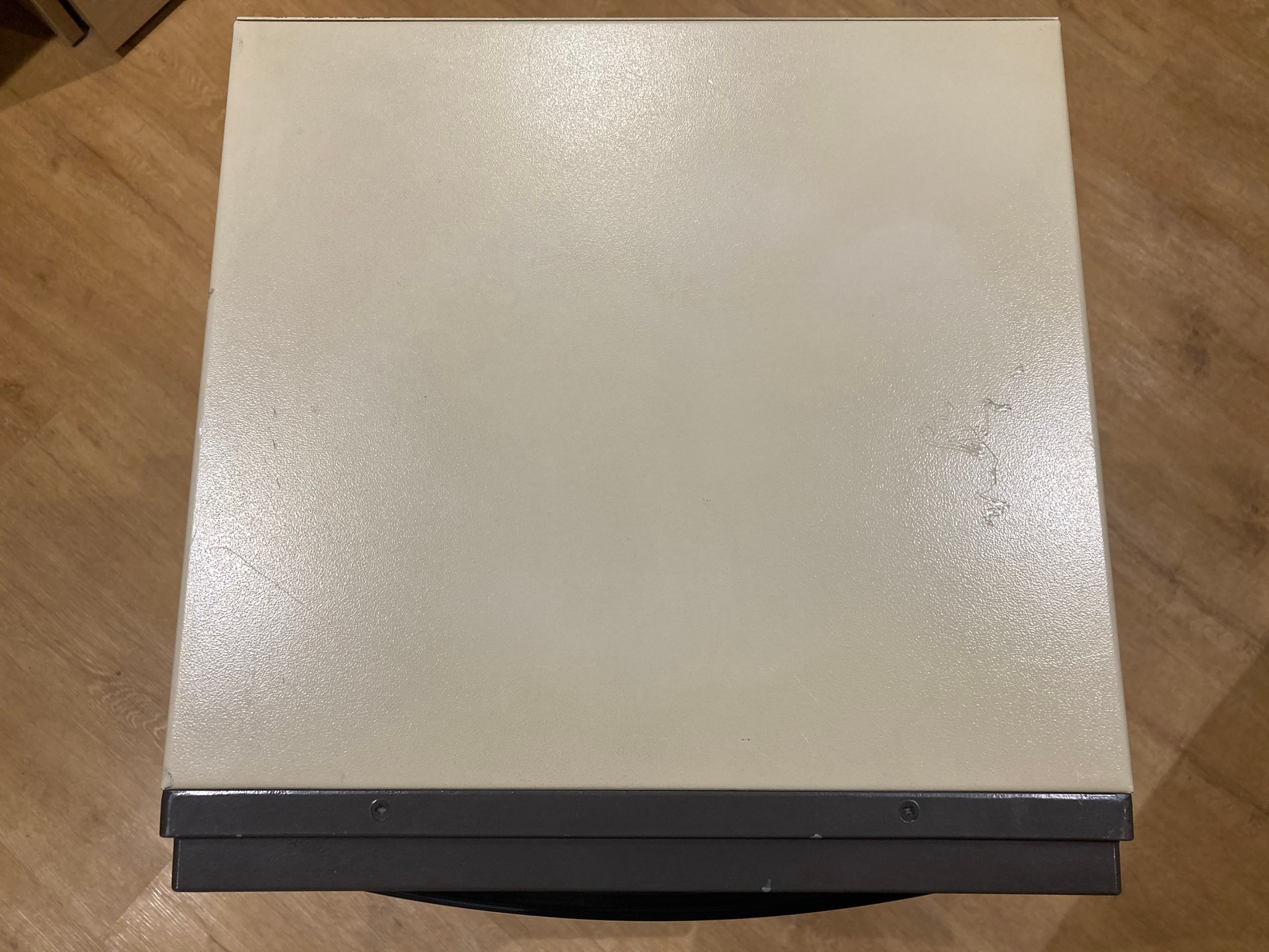 Microvitec CUB 1431-MS CRT Monitor Restoration – Adam's Vintage ...