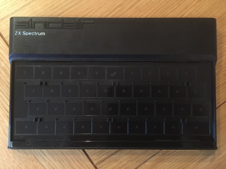 Sinclair ZX Spectrum 48k “Rubber Key” Restoration – Adam's Vintage ...