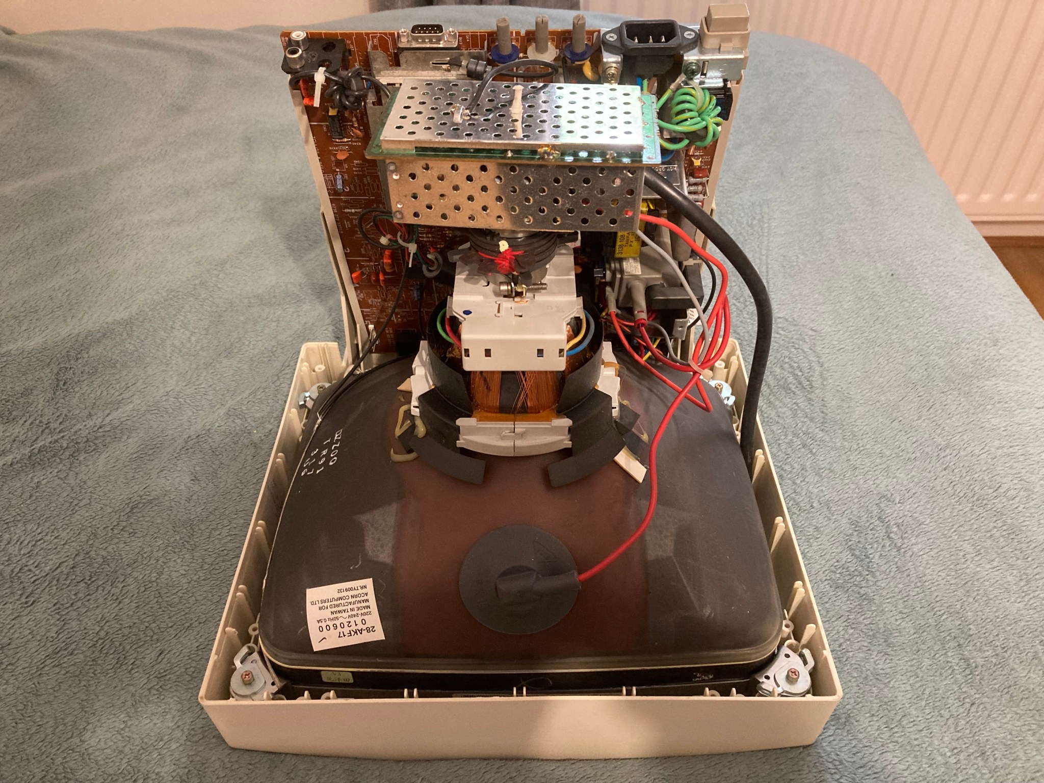 Acorn AKF-17 CRT Monitor Restoration – Adam's Vintage Computer Restorations