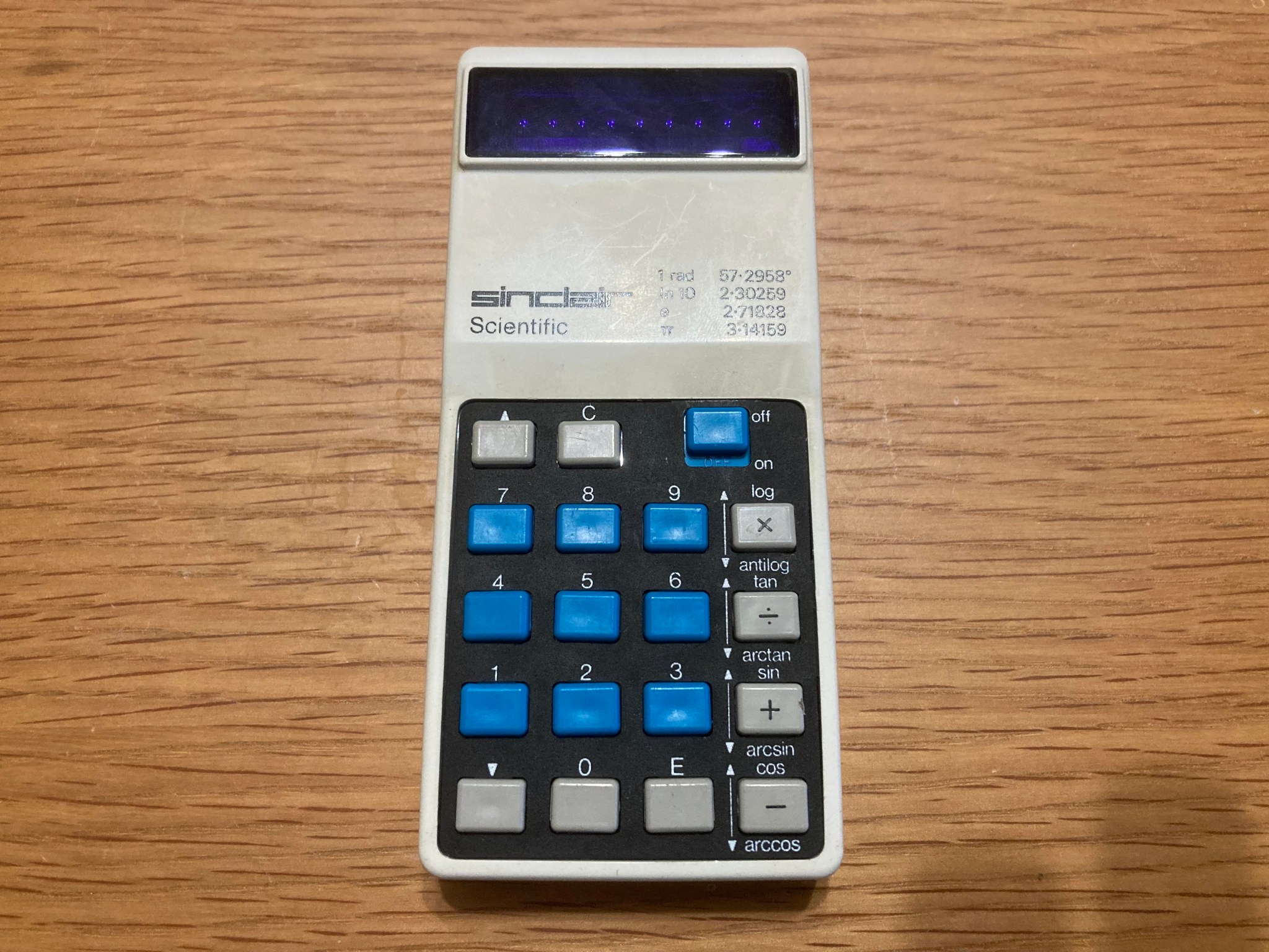 1974 Sinclair Scientific Calculator Repair & Restoration – Adam's ...