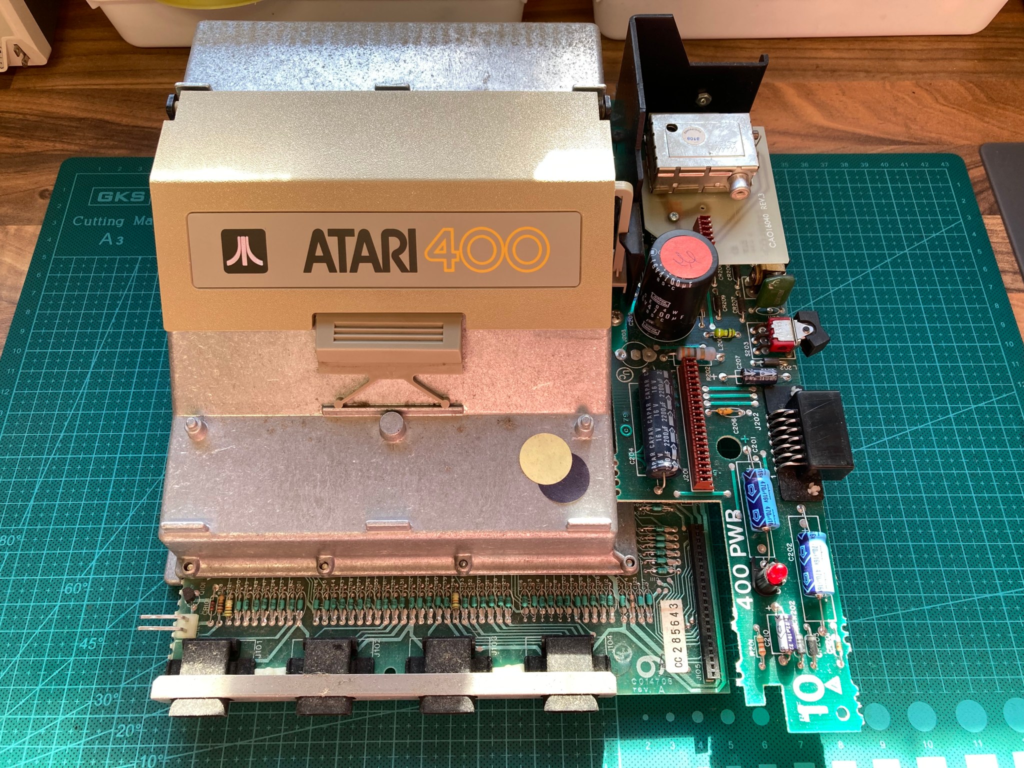 1982 Atari 400 Repair & Restoration – Adam's Vintage Computer Restorations