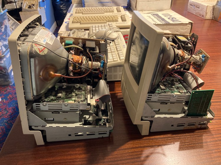 1993 Apple Macintosh Classic II Repair & Restoration – Adam's Vintage ...