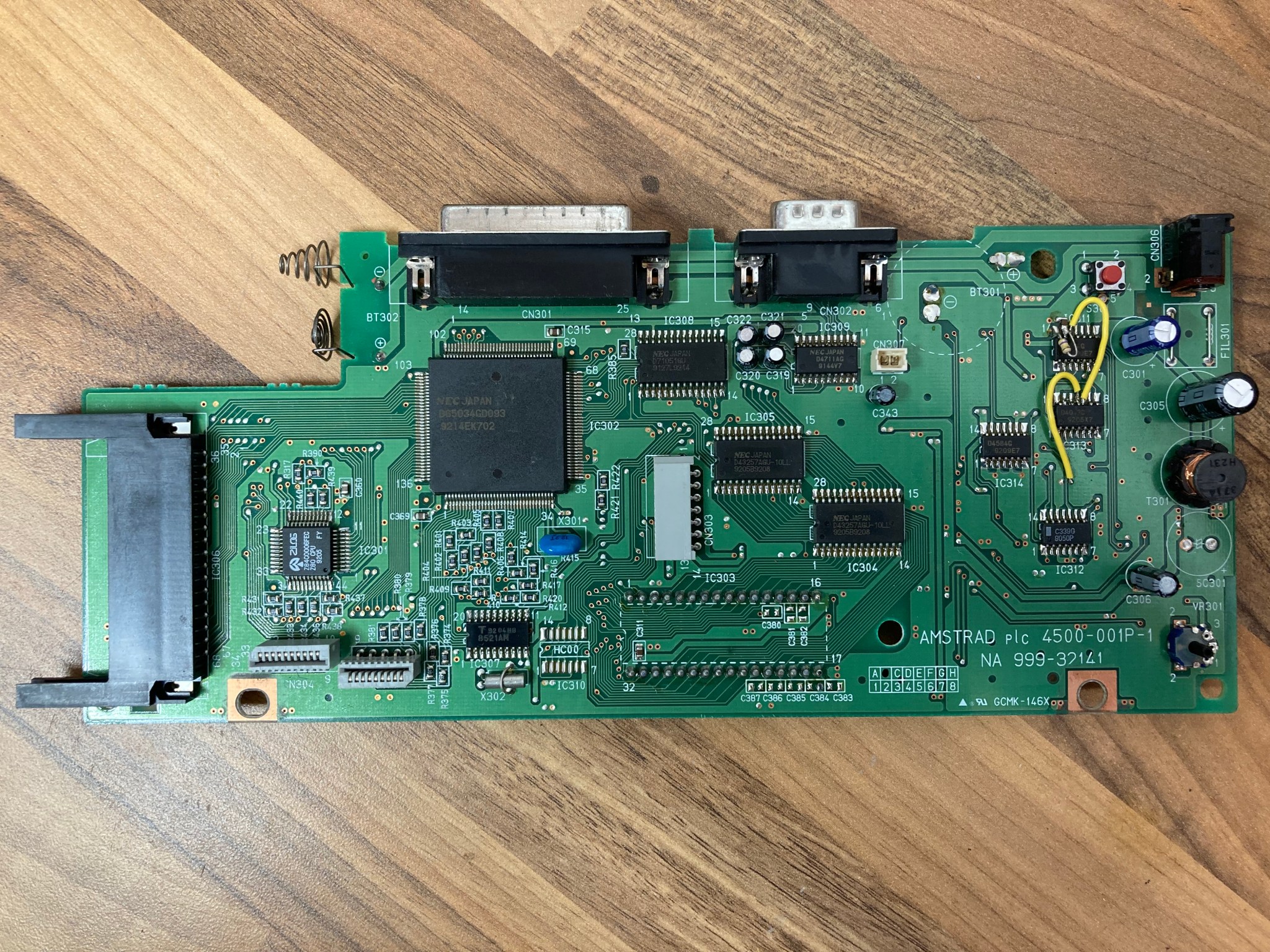 1992 Amstrad NC100 Notepad Computer Repair – Adam's Vintage Computer ...