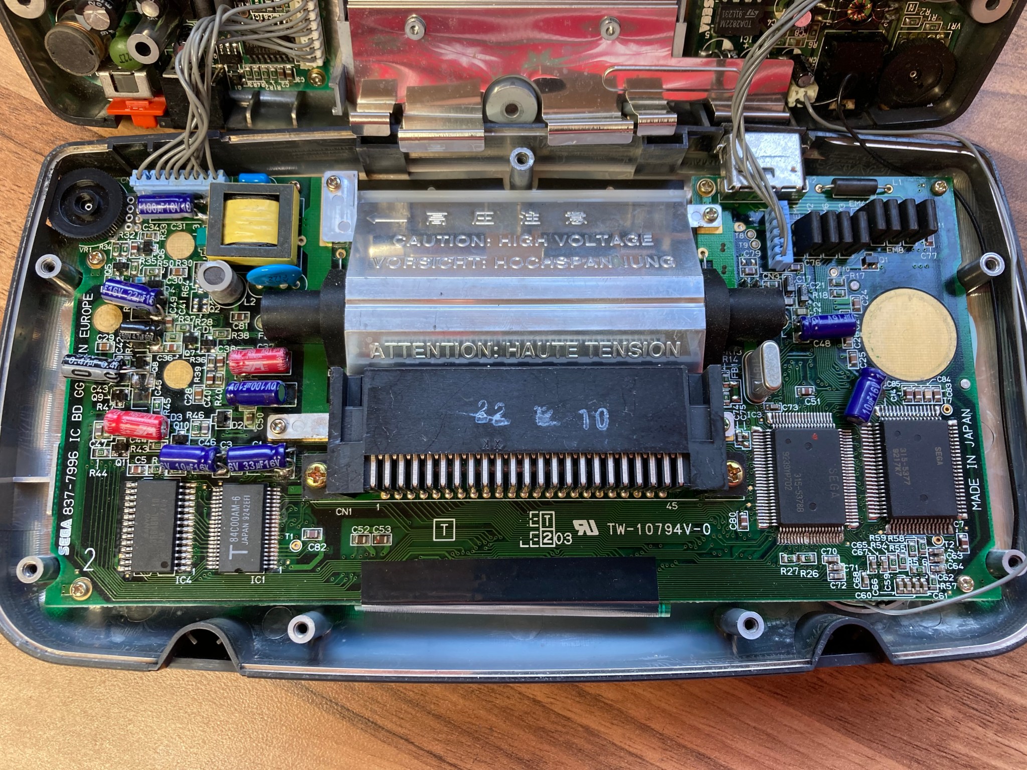 1992 SEGA Game Gear Repair, Restoration, & Modification – Adam's ...