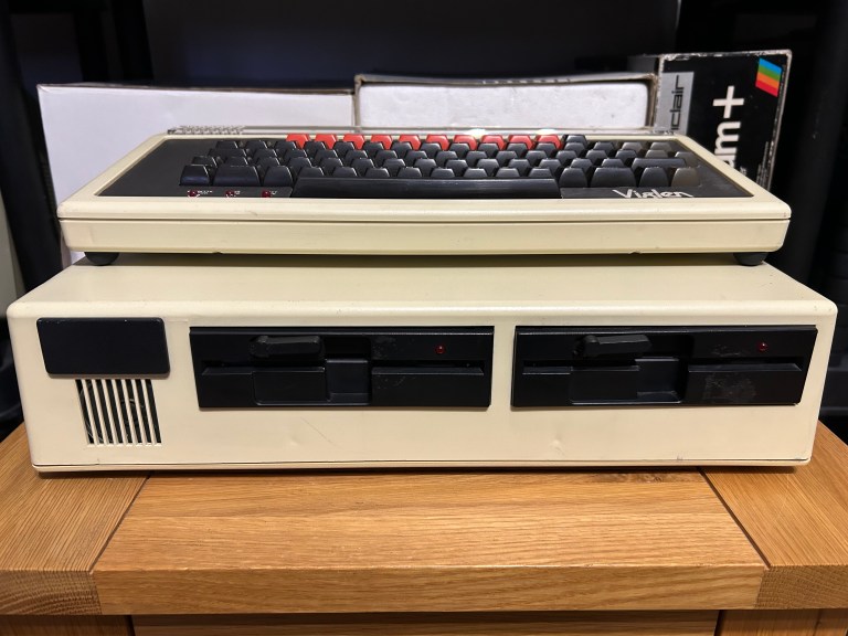 Acorn – Adam's Vintage Computer Restorations